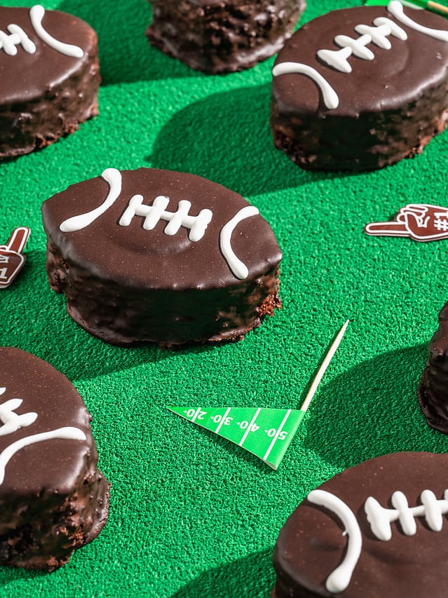 Easy Homemade Ding Dongs (Ring Dings) with Chocolate Cake Mix